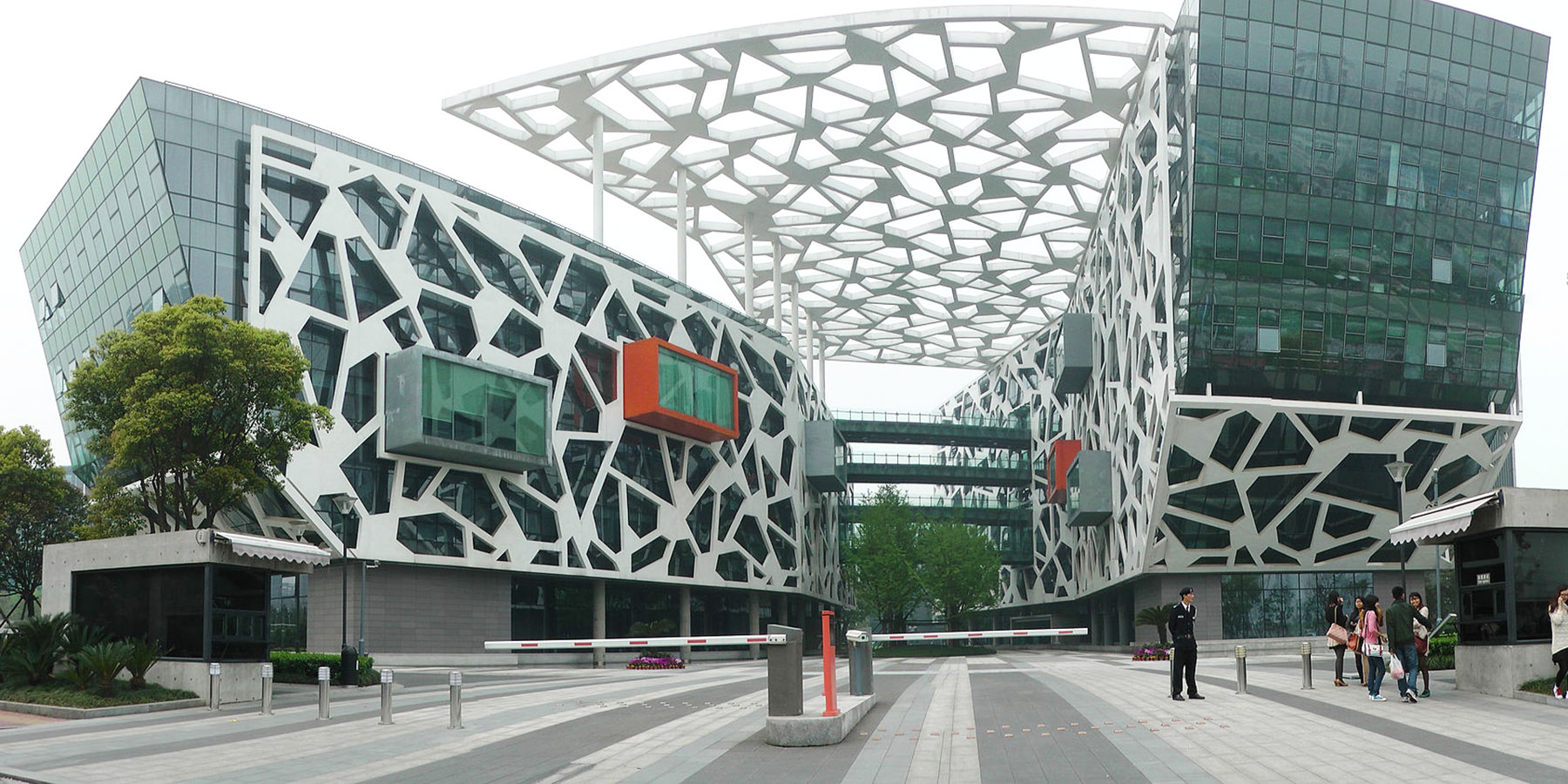 Alibaba Stock: Advantages and Disadvantages - Fincier