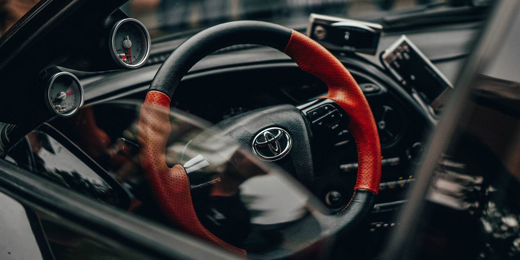 Toyota Stock: Advantages and Disadvantages - Fincier